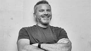 He Spent 10 Years Voicing Sonic The Hedgehog And Now ROGER CRAIG SMITH ...